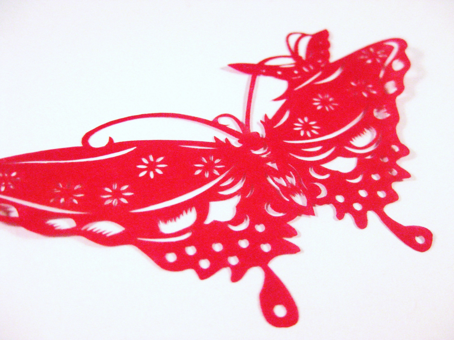 Spring Deal - Handmade 10 Butterfly Paper Cut Out In Red on Luulla